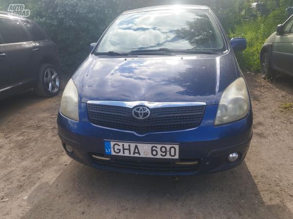 Toyota Corolla Verso 2003 Viļņa, ar dzinēja tilpumu 2.00 L un nobraukumu 340 tūkst. km par 500 €, foto 1 vietnē AUTOMOTO.COM.LV