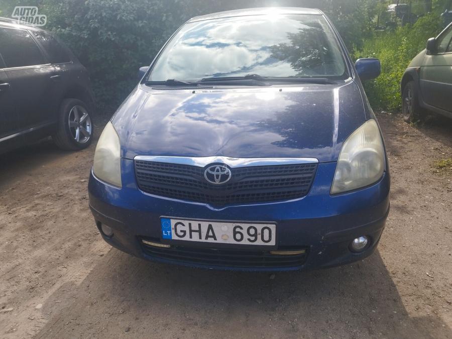 Toyota Corolla Verso 2003 Viļņa, ar dzinēja tilpumu 2.00 L un nobraukumu 340 tūkst. km par 500 €, foto 1 vietnē AUTOMOTO.COM.LV