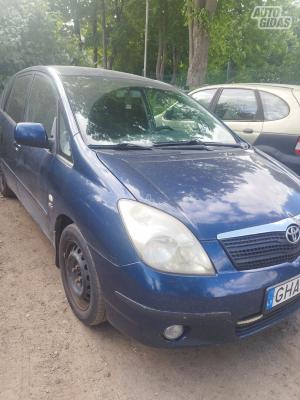 Toyota Corolla Verso 2003 Viļņa, ar dzinēja tilpumu 2.00 L un nobraukumu 340 tūkst. km par 500 €, foto 3 vietnē AUTOMOTO.COM.LV
