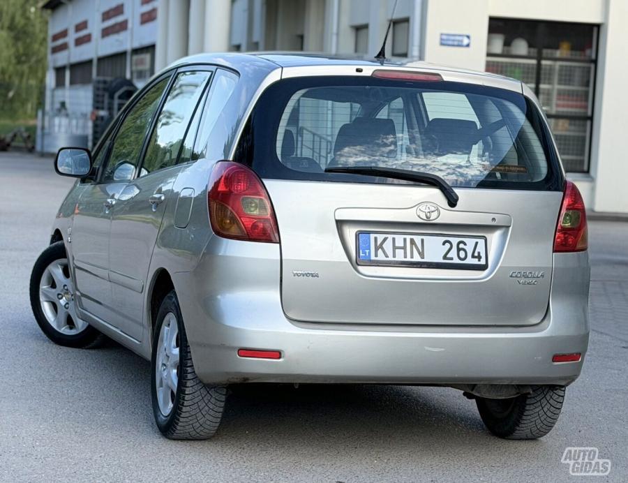 Toyota Corolla Verso 2003 in Radviliskis, with an engine capacity of 2.00 L and mileage of 332 thousand km for 1450 €, photo 10 on AUTOMOTO.COM.LV
