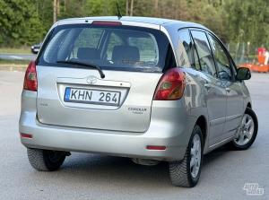 Toyota Corolla Verso 2003 in Radviliskis, with an engine capacity of 2.00 L and mileage of 332 thousand km for 1450 €, photo 11 on AUTOMOTO.COM.LV