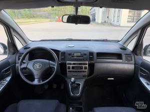 Toyota Corolla Verso 2003 in Radviliskis, with an engine capacity of 2.00 L and mileage of 332 thousand km for 1450 €, photo 14 on AUTOMOTO.COM.LV