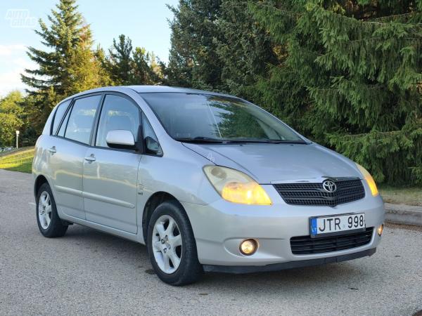 Toyota Corolla Verso 2003 in Jonava, with an engine capacity of 1.60 L and mileage of 228 thousand km for 1190 €, photo 1 on AUTOMOTO.COM.LV