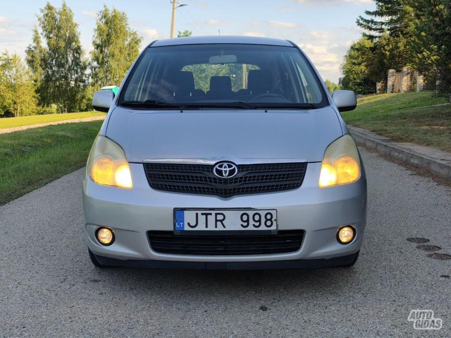 Toyota Corolla Verso 2003 Jonava, ar dzinēja tilpumu 1.60 L un nobraukumu 228 tūkst. km par 1190 €, foto 3 vietnē AUTOMOTO.COM.LV