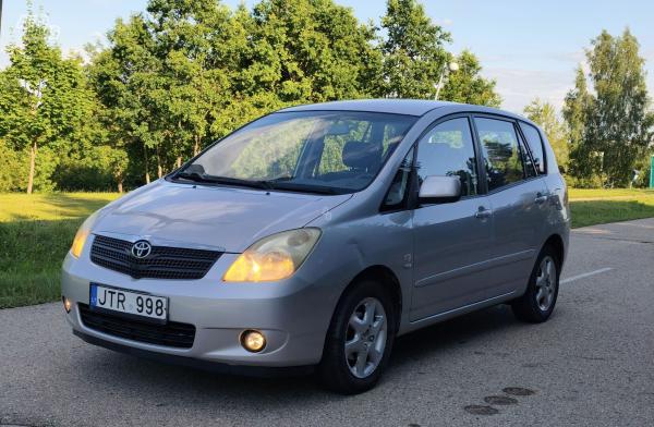 Toyota Corolla Verso 2003 in Jonava, with an engine capacity of 1.60 L and mileage of 228 thousand km for 1190 €, photo 3 on AUTOMOTO.COM.LV
