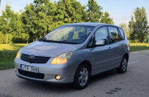 Toyota Corolla Verso 2003 Jonava, ar dzinēja tilpumu 1.60 L un nobraukumu 228 tūkst. km par 1190 €, foto 4 vietnē AUTOMOTO.COM.LV
