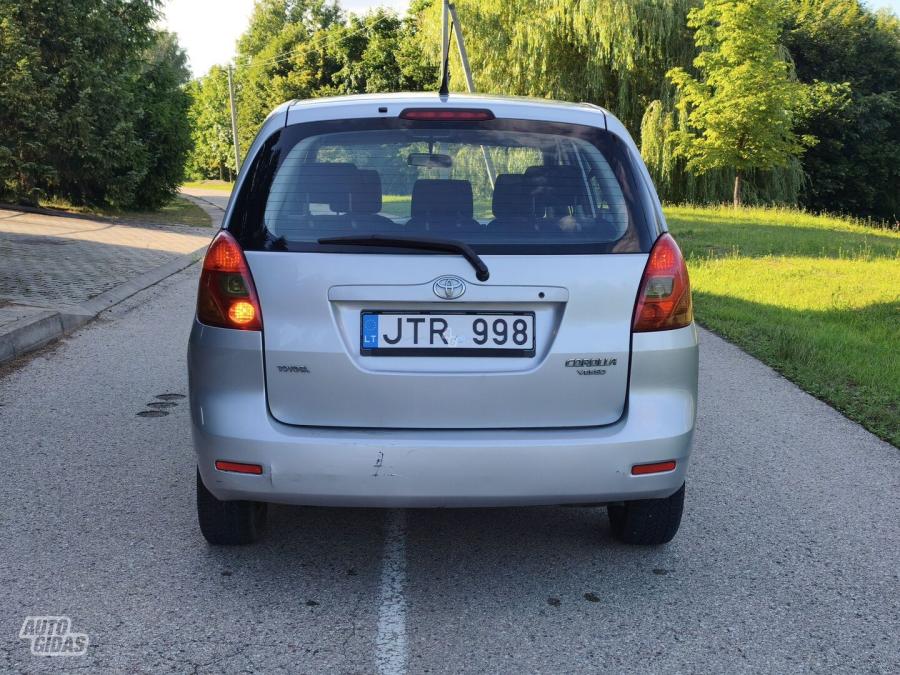 Toyota Corolla Verso 2003 Jonava, ar dzinēja tilpumu 1.60 L un nobraukumu 228 tūkst. km par 1190 €, foto 8 vietnē AUTOMOTO.COM.LV