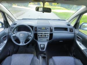 Toyota Corolla Verso 2003 Jonava, ar dzinēja tilpumu 1.60 L un nobraukumu 228 tūkst. km par 1190 €, foto 17 vietnē AUTOMOTO.COM.LV
