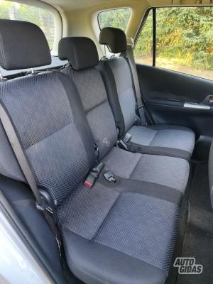 Toyota Corolla Verso 2003 Jonava, ar dzinēja tilpumu 1.60 L un nobraukumu 228 tūkst. km par 1190 €, foto 22 vietnē AUTOMOTO.COM.LV