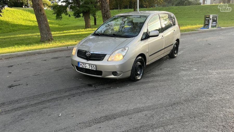 Тойота Королла Версо 2003 в Вильнюс, объемом двигателя 2.00 л и пробегом 320 тыс. км за 870 €, фото 3 на AUTOMOTO.COM.LV