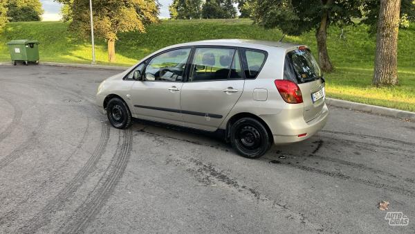 Toyota Corolla Verso 2003 in Vilnius, with an engine capacity of 2.00 L and mileage of 320 thousand km for 870 €, photo 6 on AUTOMOTO.COM.LV