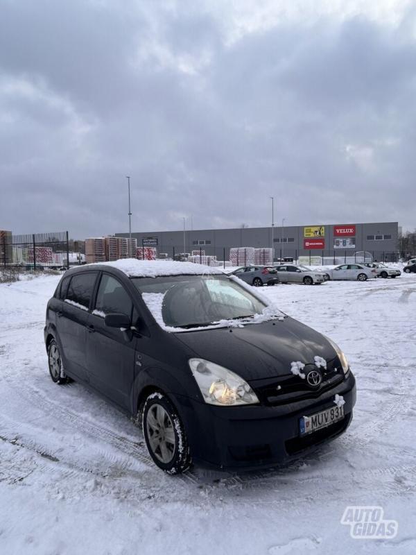 Toyota Corolla Verso 2004 in Kaunas, with an engine capacity of 2.00 L and mileage of 362 thousand km for 999 €, photo 6 on AUTOMOTO.COM.LV