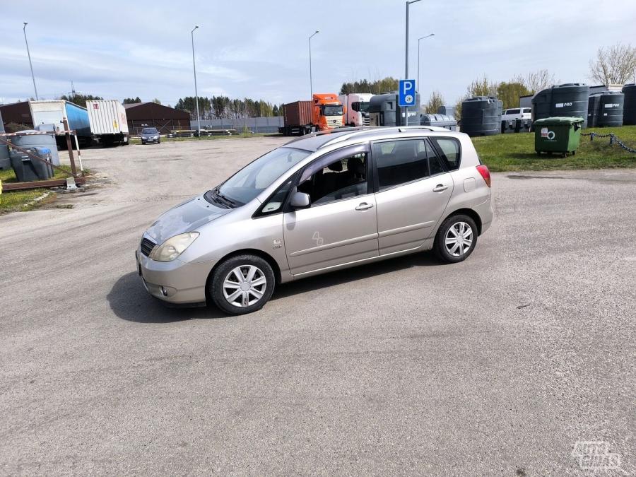 Toyota Corolla Verso 2004 Kauņa, ar dzinēja tilpumu 2.00 L un nobraukumu 420 tūkst. km par 590 €, foto 3 vietnē AUTOMOTO.COM.LV