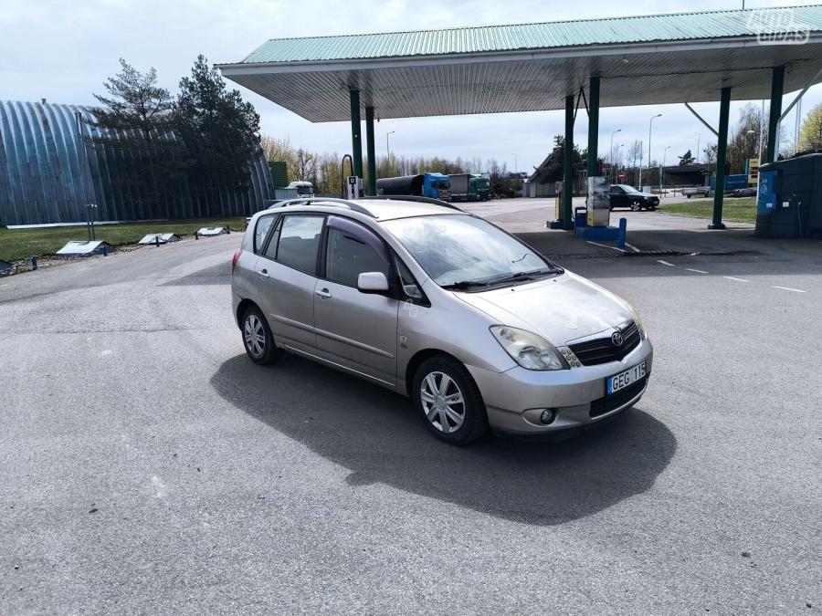 Toyota Corolla Verso 2004 Kauņa, ar dzinēja tilpumu 2.00 L un nobraukumu 420 tūkst. km par 590 €, foto 5 vietnē AUTOMOTO.COM.LV