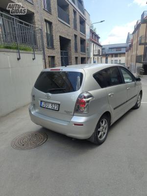 Toyota Corolla Verso 2004 in Vilnius, with an engine capacity of 2.00 L and mileage of 316 thousand km for 1700 €, photo 7 on AUTOMOTO.COM.LV