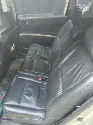 Toyota Corolla Verso 2004 in Vilnius, with an engine capacity of 2.00 L and mileage of 316 thousand km for 1700 €, photo 9 on AUTOMOTO.COM.LV