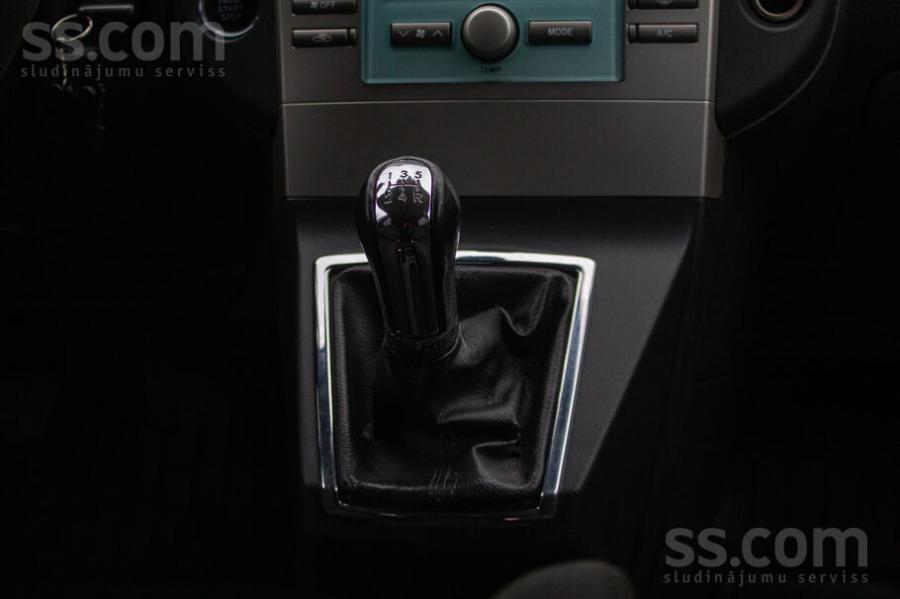 Toyota Corolla Verso 2004 Jelgava, ar dzinēja tilpumu 2.00 L un nobraukumu 297 tūkst. km par 1850 €, foto 13 vietnē AUTOMOTO.COM.LV