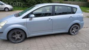 Toyota Corolla Verso 2004 Liepāja, ar dzinēja tilpumu 2.00 L un nobraukumu 400 tūkst. km par 1700 €, foto 4 vietnē AUTOMOTO.COM.LV