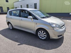 Toyota Corolla Verso 2004 Kauņa, ar dzinēja tilpumu 2.00 L un nobraukumu 350 tūkst. km par 680 €, foto 5 vietnē AUTOMOTO.COM.LV