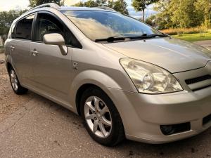 Toyota Corolla Verso 2004 Panevēža, ar dzinēja tilpumu 2.00 L un nobraukumu 308 tūkst. km par 1700 €, foto 3 vietnē AUTOMOTO.COM.LV