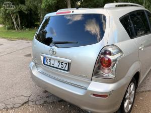 Toyota Corolla Verso 2004 Panevēža, ar dzinēja tilpumu 2.00 L un nobraukumu 308 tūkst. km par 1700 €, foto 6 vietnē AUTOMOTO.COM.LV