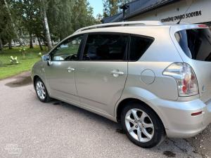 Toyota Corolla Verso 2004 Panevēža, ar dzinēja tilpumu 2.00 L un nobraukumu 308 tūkst. km par 1700 €, foto 7 vietnē AUTOMOTO.COM.LV