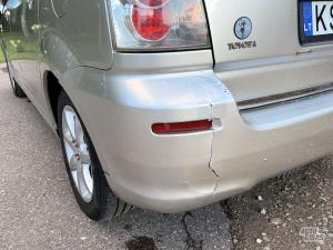 Toyota Corolla Verso 2004 Panevēža, ar dzinēja tilpumu 2.00 L un nobraukumu 308 tūkst. km par 1700 €, foto 8 vietnē AUTOMOTO.COM.LV