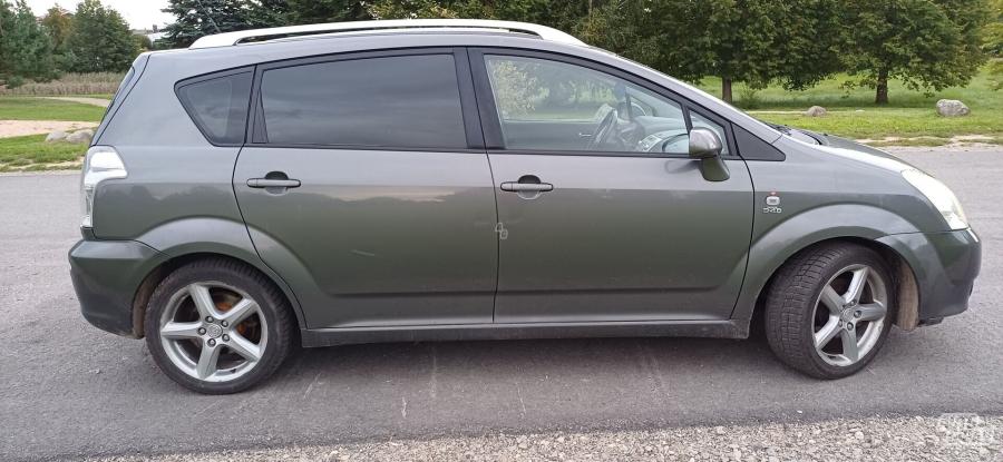 Toyota Corolla Verso 2004 Šauļi, ar dzinēja tilpumu 2.00 L un nobraukumu 0 tūkst. km par 1250 €, foto 6 vietnē AUTOMOTO.COM.LV