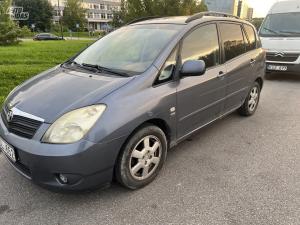 Тойота Королла Версо 2004 в Вильнюс, объемом двигателя 1.60 л и пробегом 300 тыс. км за 550 €, фото  на AUTOMOTO.COM.LV