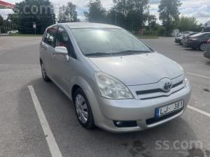 Toyota Corolla Verso 2005 Jelgava, ar dzinēja tilpumu 2.00 L un nobraukumu 391 tūkst. km par 1650 €, foto 3 vietnē AUTOMOTO.COM.LV