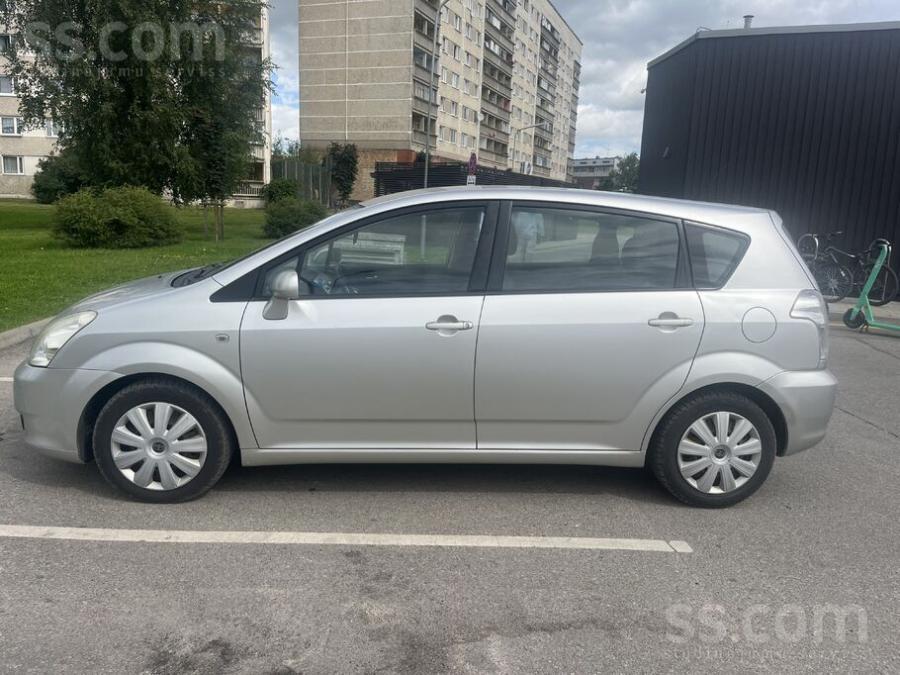 Toyota Corolla Verso 2005 Jelgava, ar dzinēja tilpumu 2.00 L un nobraukumu 391 tūkst. km par 1650 €, foto 6 vietnē AUTOMOTO.COM.LV