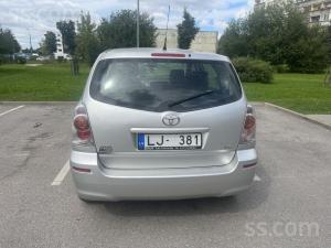 Toyota Corolla Verso 2005 Jelgava, ar dzinēja tilpumu 2.00 L un nobraukumu 391 tūkst. km par 1650 €, foto 8 vietnē AUTOMOTO.COM.LV