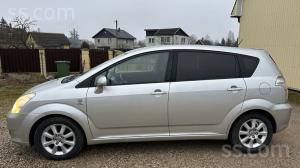 Toyota Corolla Verso 2005 Rēzekne, ar dzinēja tilpumu 2.00 L un nobraukumu 260 tūkst. km par 2150 €, foto 2 vietnē AUTOMOTO.COM.LV