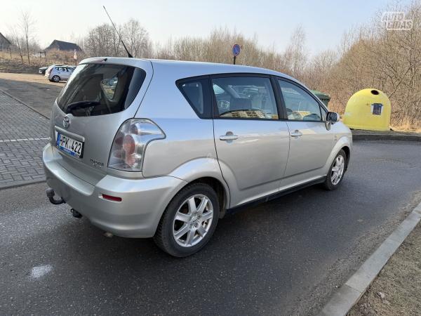 Toyota Corolla Verso 2005 Viļņa, ar dzinēja tilpumu 2.00 L un nobraukumu 321 tūkst. km par 1750 €, foto 7 vietnē AUTOMOTO.COM.LV