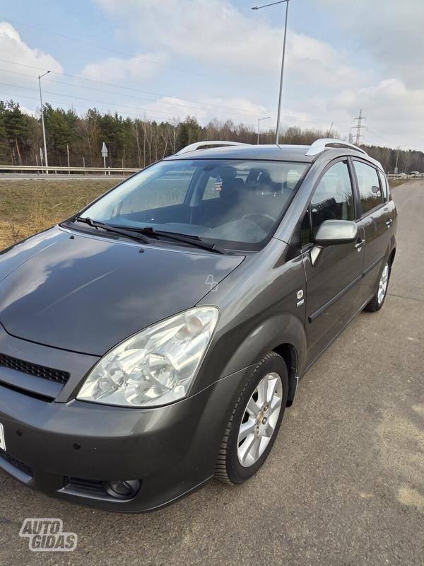 Toyota Corolla Verso 2005 Kauņa, ar dzinēja tilpumu 1.80 L un nobraukumu 199 tūkst. km par 3800 €, foto 3 vietnē AUTOMOTO.COM.LV