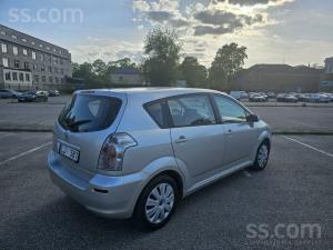 Toyota Corolla Verso 2005 in Jelgava, with an engine capacity of 2.00 L and mileage of 410 thousand km for 2000 €, photo 8 on AUTOMOTO.COM.LV