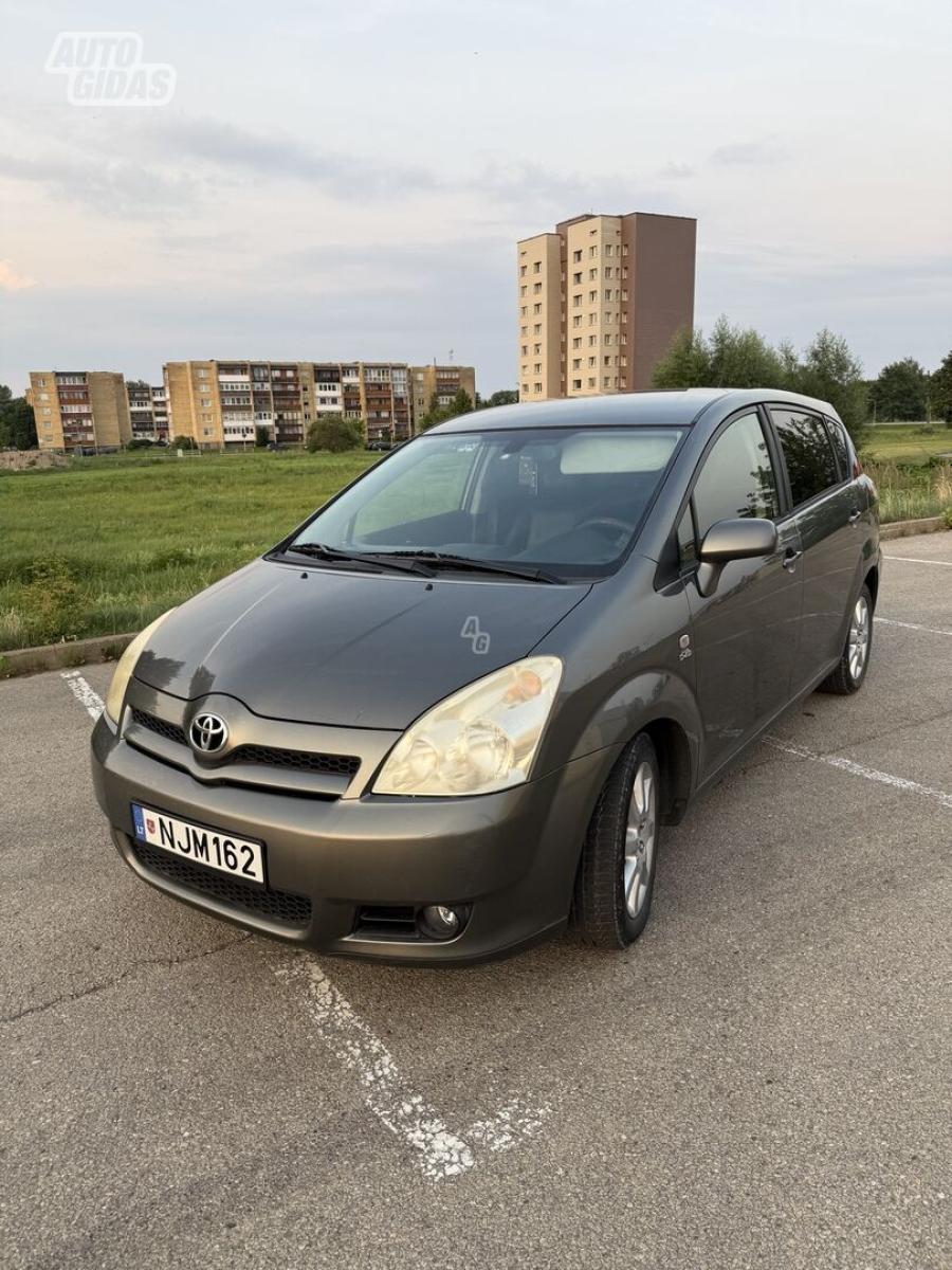 Toyota Corolla Verso 2005 Radviliškis, ar dzinēja tilpumu 2.00 L un nobraukumu 380 tūkst. km par 1550 €, foto 7 vietnē AUTOMOTO.COM.LV