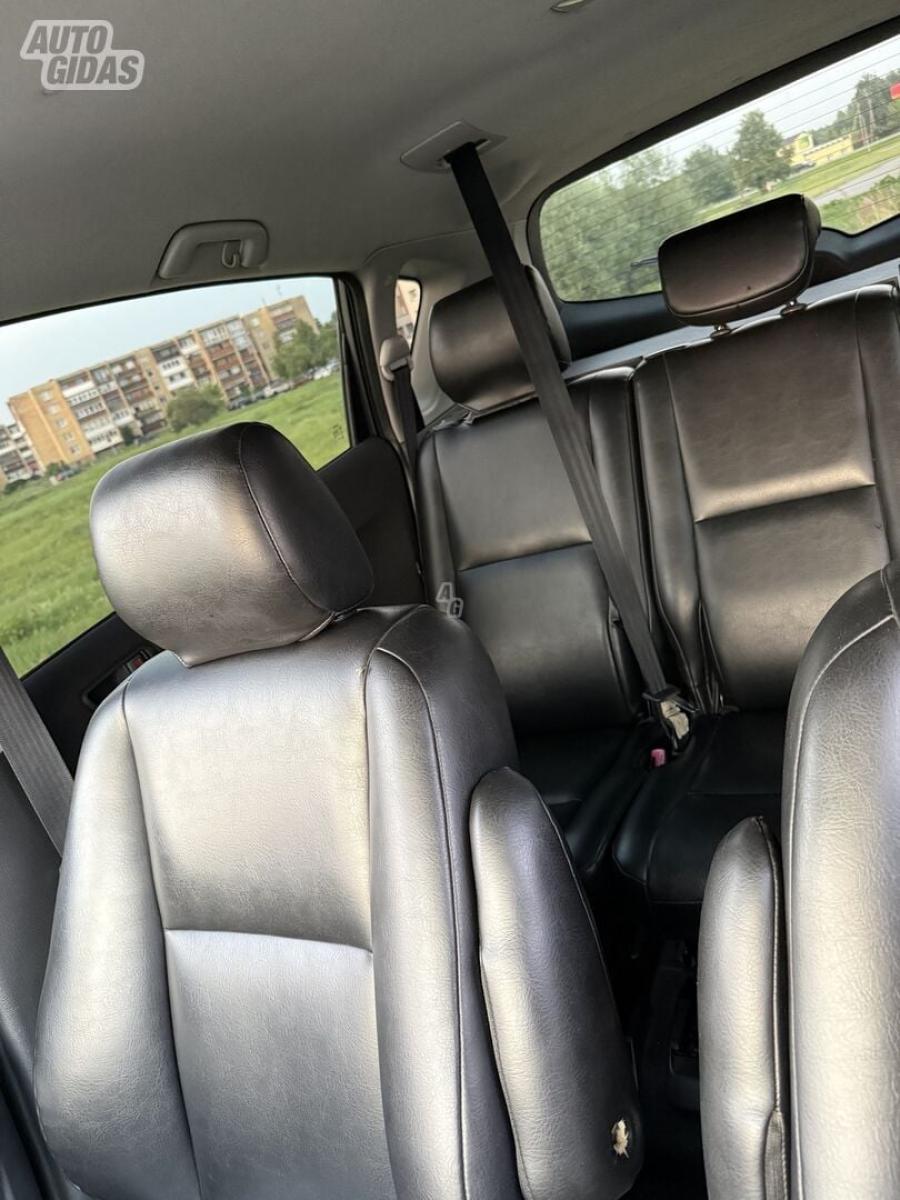 Toyota Corolla Verso 2005 Radviliškis, ar dzinēja tilpumu 2.00 L un nobraukumu 380 tūkst. km par 1550 €, foto 17 vietnē AUTOMOTO.COM.LV