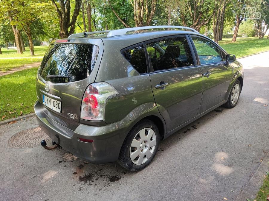 Toyota Corolla Verso 2005 Ukmergė, ar dzinēja tilpumu 2.00 L un nobraukumu 316 tūkst. km par 1500 €, foto 5 vietnē AUTOMOTO.COM.LV