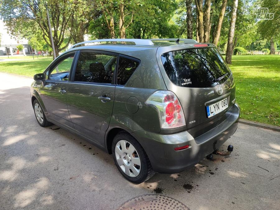 Toyota Corolla Verso 2005 Ukmergė, ar dzinēja tilpumu 2.00 L un nobraukumu 316 tūkst. km par 1500 €, foto 6 vietnē AUTOMOTO.COM.LV