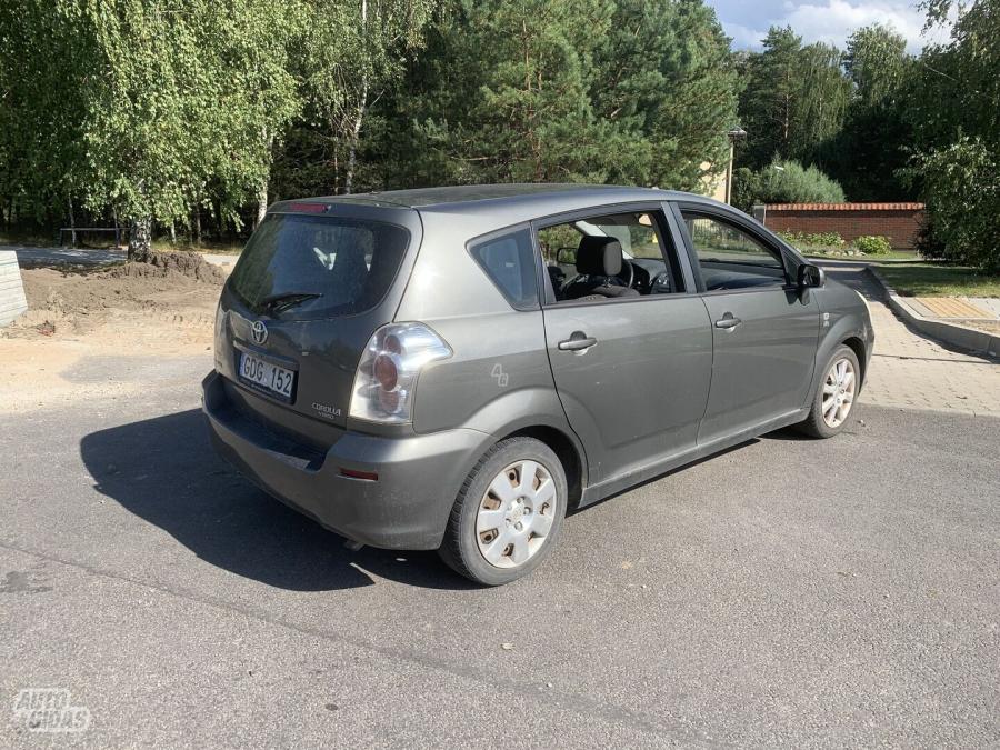 Toyota Corolla Verso 2005 Viļņa, ar dzinēja tilpumu 2.00 L un nobraukumu 250 tūkst. km par 850 €, foto 5 vietnē AUTOMOTO.COM.LV