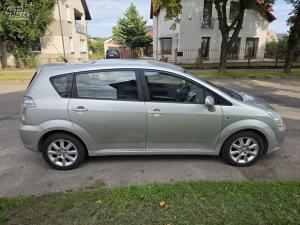 Toyota Corolla Verso 2005 Alīta, ar dzinēja tilpumu 2.00 L un nobraukumu 371 tūkst. km par 1850 €, foto 6 vietnē AUTOMOTO.COM.LV