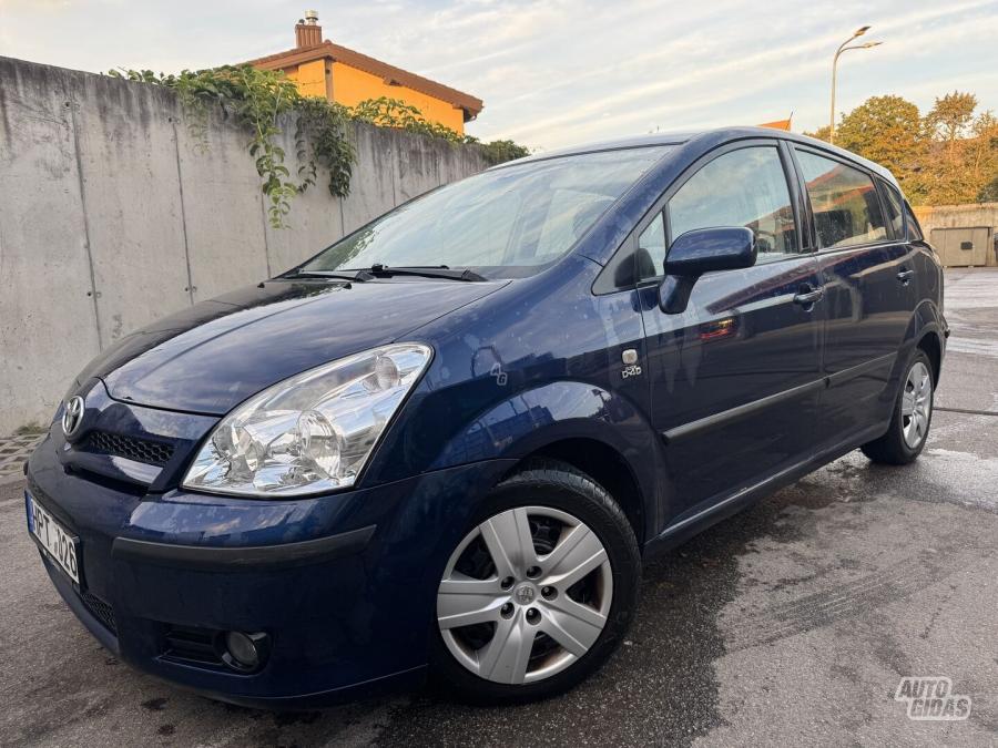 Toyota Corolla Verso 2005 Kauņa, ar dzinēja tilpumu 2.00 L un nobraukumu 300 tūkst. km par 1350 €, foto 10 vietnē AUTOMOTO.COM.LV