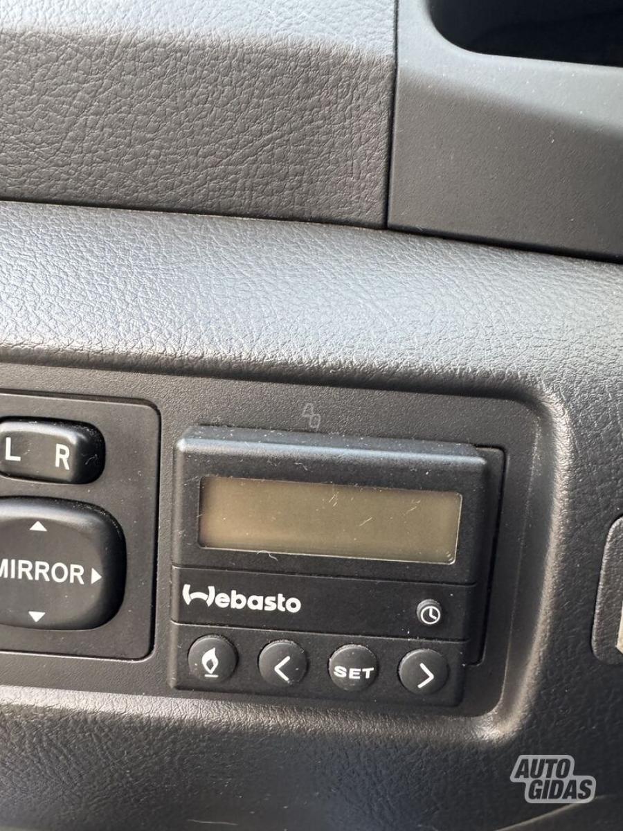 Toyota Corolla Verso 2005 Kauņa, ar dzinēja tilpumu 2.00 L un nobraukumu 300 tūkst. km par 1350 €, foto 15 vietnē AUTOMOTO.COM.LV