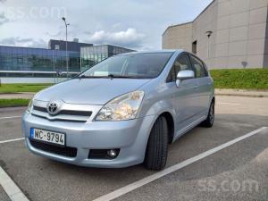Toyota Corolla Verso 2006 Daugavpils, ar dzinēja tilpumu 1.60 L un nobraukumu 260 tūkst. km par 2750 €, foto 3 vietnē AUTOMOTO.COM.LV