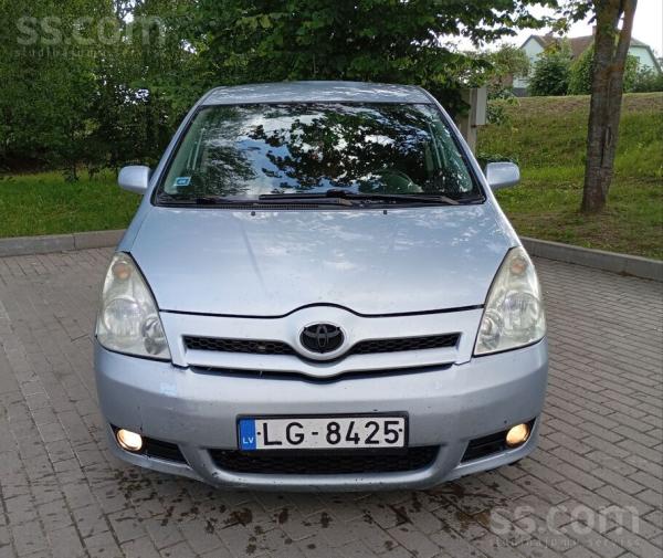 Toyota Corolla Verso 2006 Dobele, ar dzinēja tilpumu 2.20 L un nobraukumu 0 tūkst. km par 1000 €, foto 3 vietnē AUTOMOTO.COM.LV