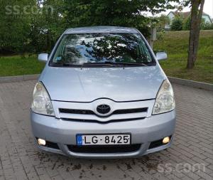 Toyota Corolla Verso 2006 Dobele, ar dzinēja tilpumu 2.20 L un nobraukumu 0 tūkst. km par 1000 €, foto 3 vietnē AUTOMOTO.COM.LV