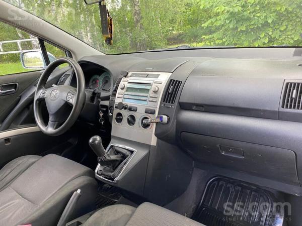 Toyota Corolla Verso 2006 Dobele, ar dzinēja tilpumu 2.20 L un nobraukumu 0 tūkst. km par 1000 €, foto 6 vietnē AUTOMOTO.COM.LV