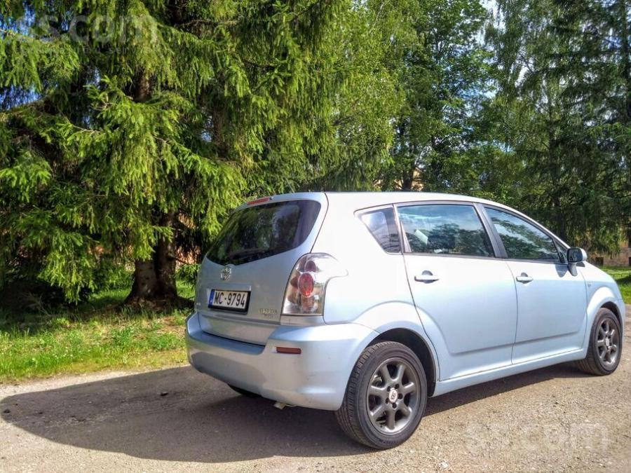 Toyota Corolla Verso 2006 Daugavpils, ar dzinēja tilpumu 1.60 L un nobraukumu 261 tūkst. km par 3850 €, foto 12 vietnē AUTOMOTO.COM.LV