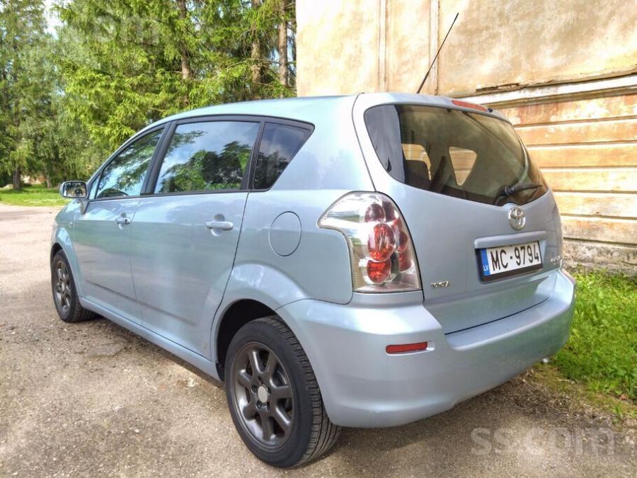 Toyota Corolla Verso 2006 Daugavpils, ar dzinēja tilpumu 1.60 L un nobraukumu 261 tūkst. km par 3850 €, foto 15 vietnē AUTOMOTO.COM.LV
